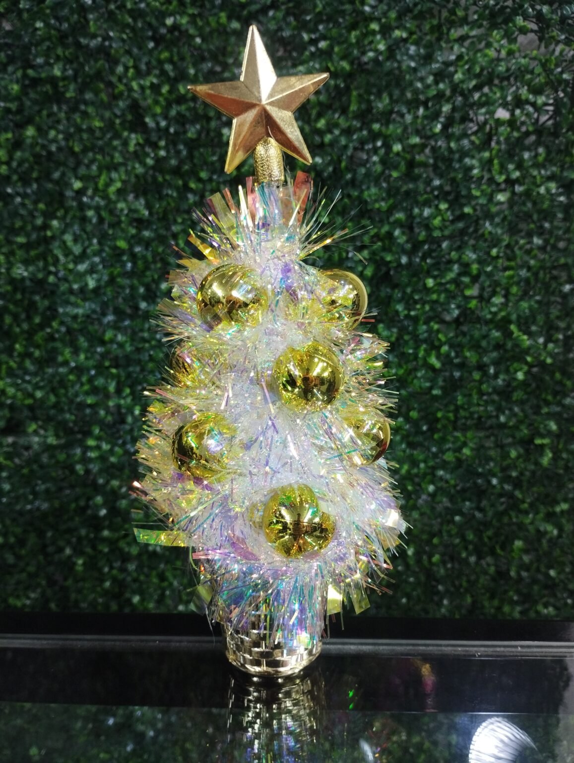 Mini Decorated Christmas Tree – DS Styles TT